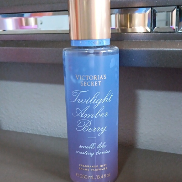 Victoria's Secret | Bath & Body | Victorias Secret Twilight Amber Berry Mist | Poshmark